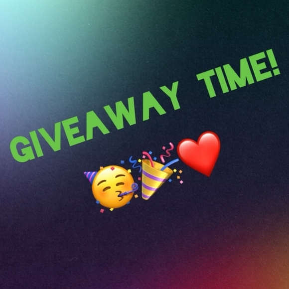 Jewelry | Giveaway | Poshmark